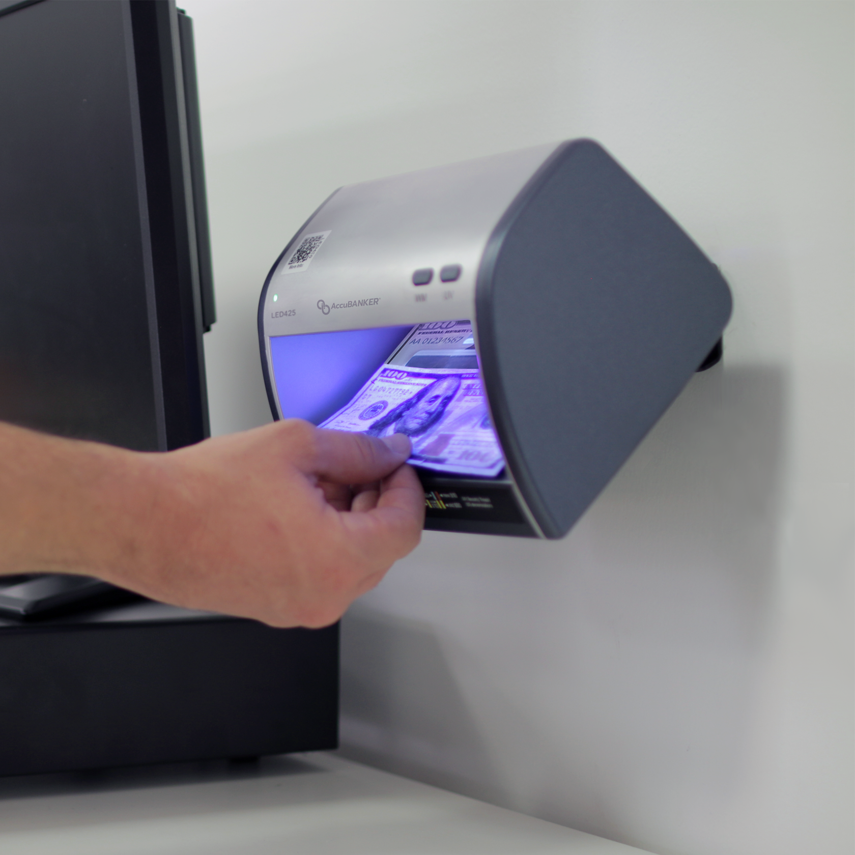 LED425 Counterfeit Bill/Document Validator with Guide – AccuBANKER
